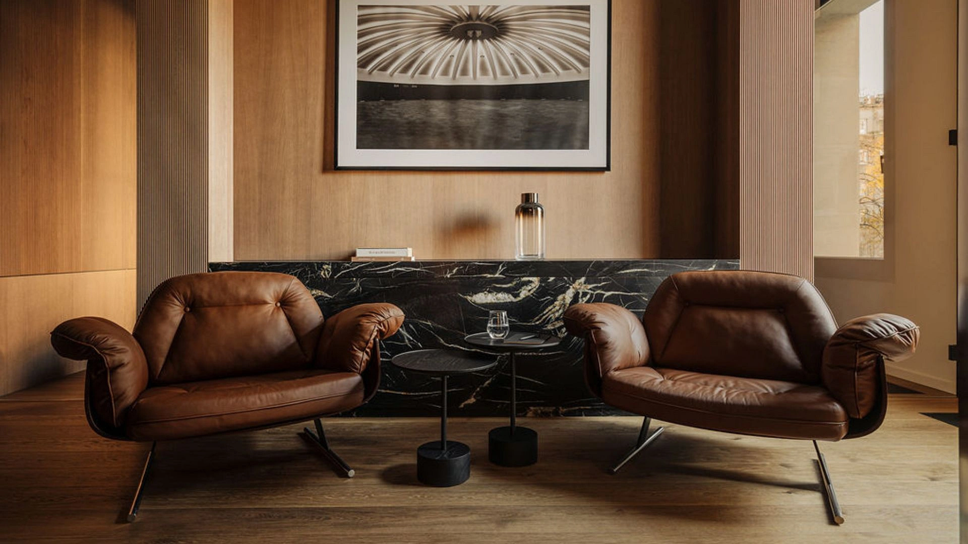 Ufficio Primo zachwyca nie tylko z zewnątrz. Zobacz elegancką ...