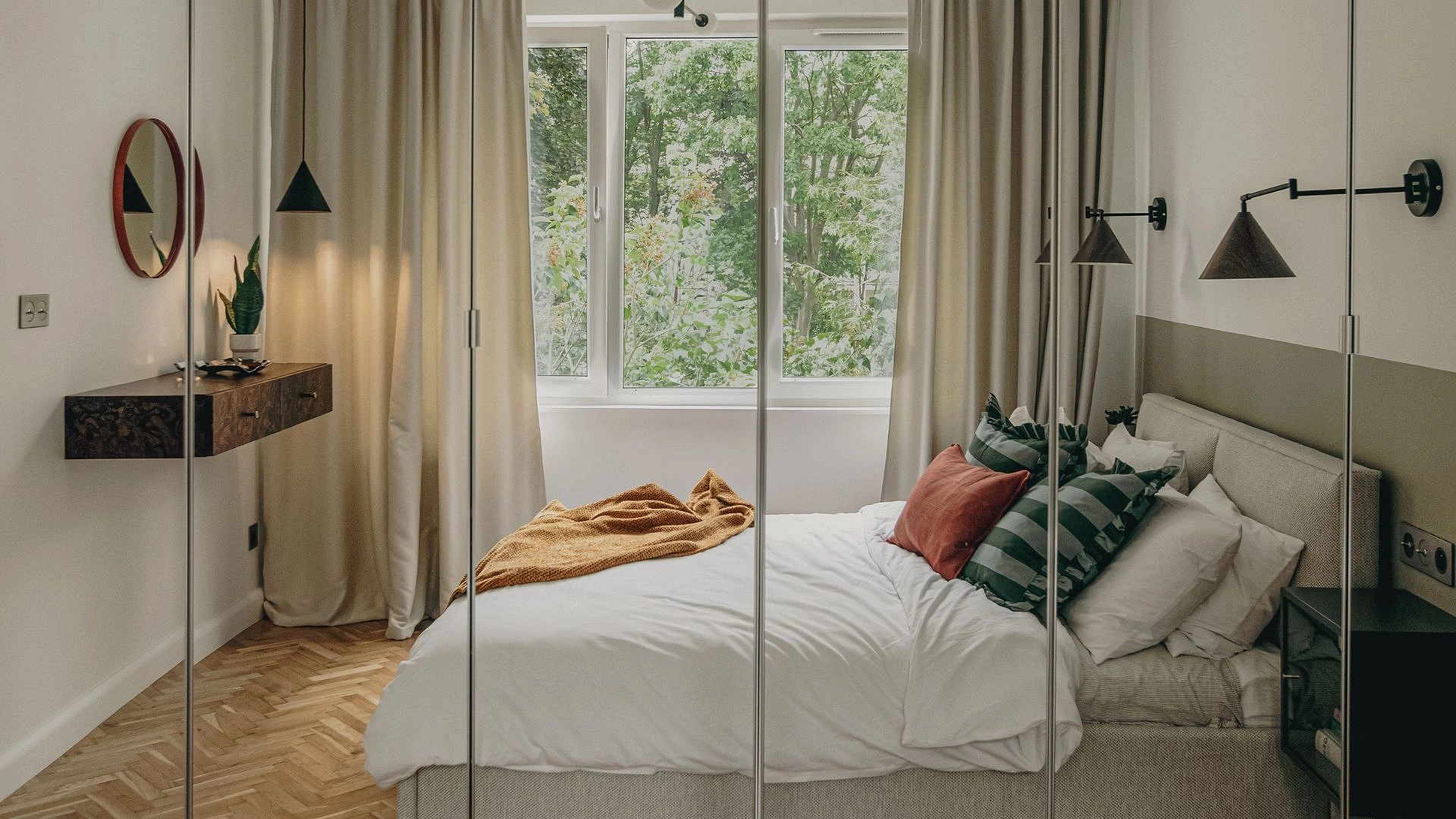 Aranżacja mieszkania w duchu lat 60. z nutą współczesności