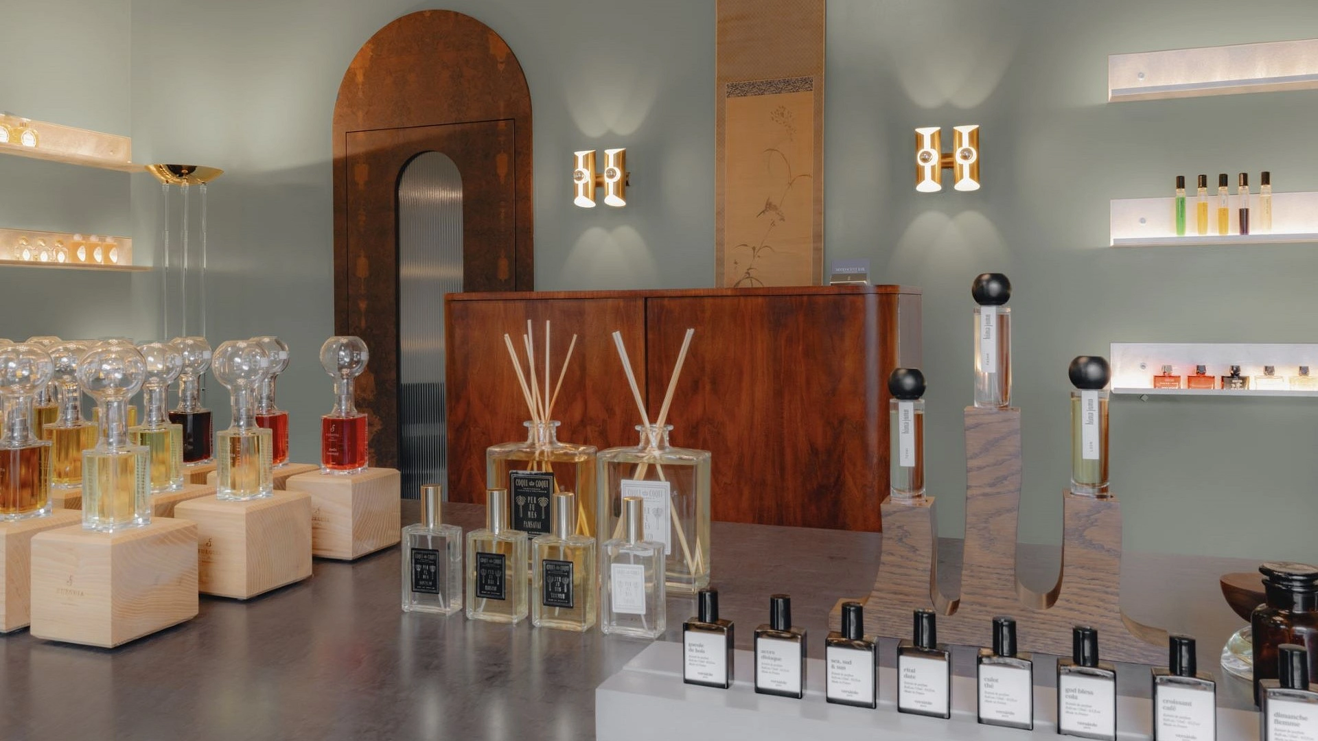 Mood Scent Bar w Katowicach zaprasza zapachem i wnętrzem w kolorze ...