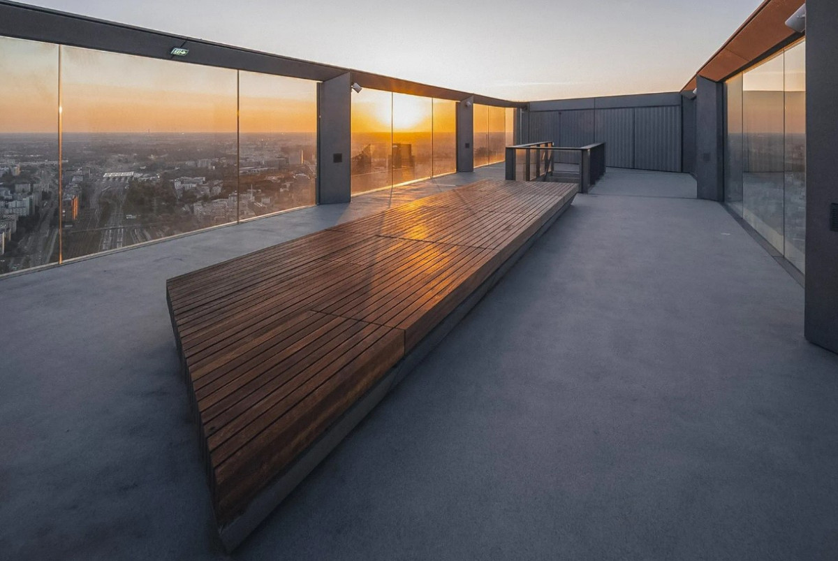 Taras widokowy na Varso Tower w Warszawie. Wiadomo, kiedy nastąpi otwarcie